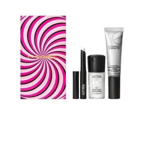MAC Cosmetics | Makeup | Mac Tricks Of The Trade Kit Studio Fix Primer ...